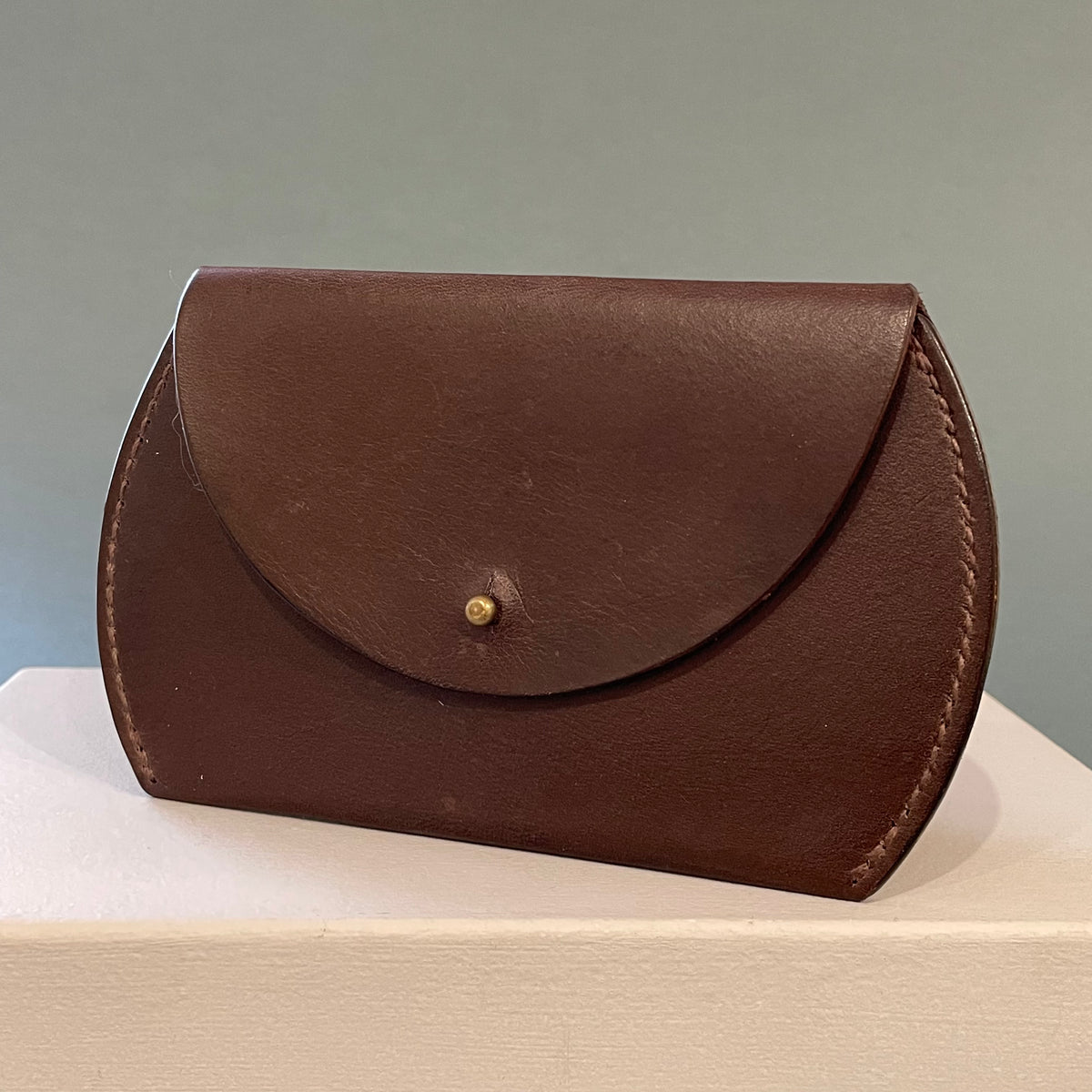 Dark Brown Curve Purse by Elizabeth Bond – Buckinghamshire Craft Guild